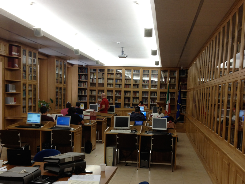 IT-RM0098Salalettura | andy merrifield